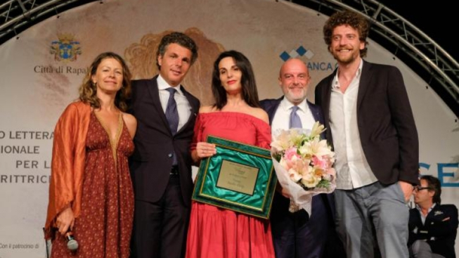 Anilda Ibrahimi vince il Premio Rapallo Carige - Mentelocale Web Magazine