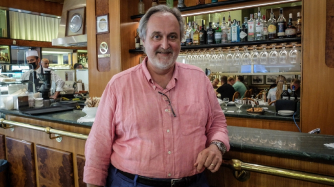 Caffé Panzera, dal 1931 il salotto di turisti e milanesi - Mentelocale ...