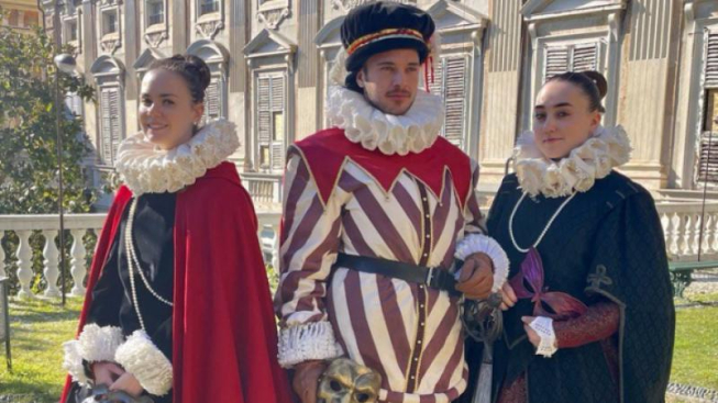 Carnevale in via Garibaldi: figuranti in costume, musei gratis ...