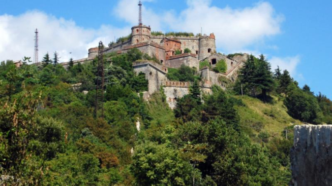Genova per creuze: trekking dal centro ai forti genovesi - Mentelocale ...
