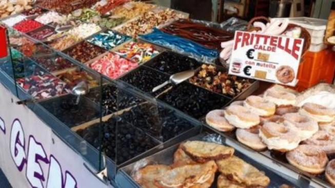 Fiera dell'Angelo 2023 a Molassana con 90 banchi di merci varie ...