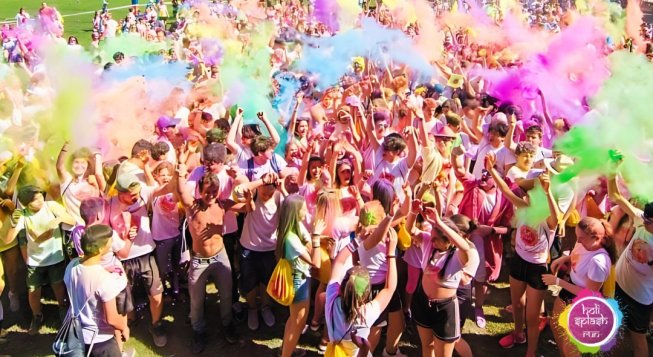 Holi Splash Run 2024 a Genova, la corsa colorata non competitiva e adatta a tutti - Mentelocale ...