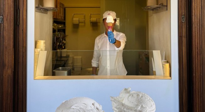 Il Gelato di Latte Biraghi ritorna disponibile in piazza San Carlo ...