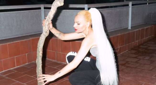 City Echoes: Aïsha Devi in concerto - Mentelocale Web Magazine