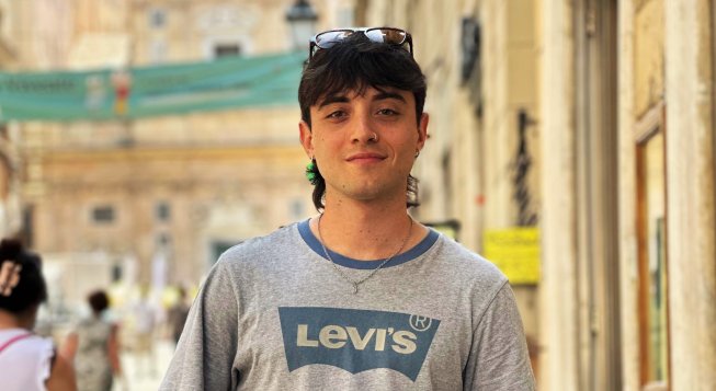 Altraonda Festival 2025: chi è Matsby, il rapper genovese che aprirà il ...