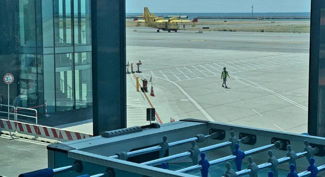 Aeroporto di Genova: il nuovo calcio balilla solidale per sostenere ...