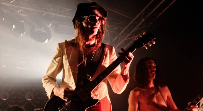 Magalymxerome we had a couple sips of white wine and then