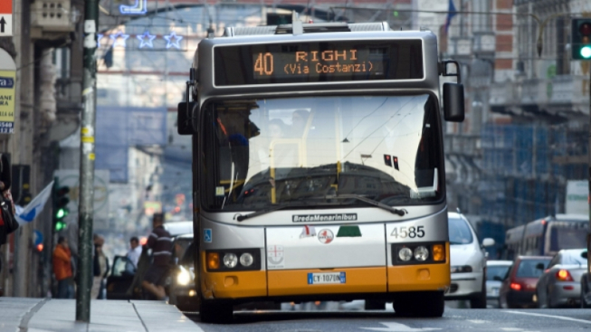 Bus Amt a Genova: nuove regole per la fase 3, dalle distanze alla ...